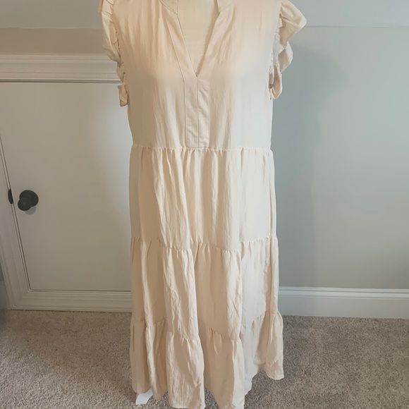 entro | Dresses | Entro Ruffle Short Sleeve Maxi Dress Nwt | Poshmark